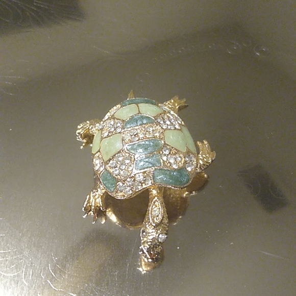 Jewelry | Vintage Turtle Pin | Poshmark